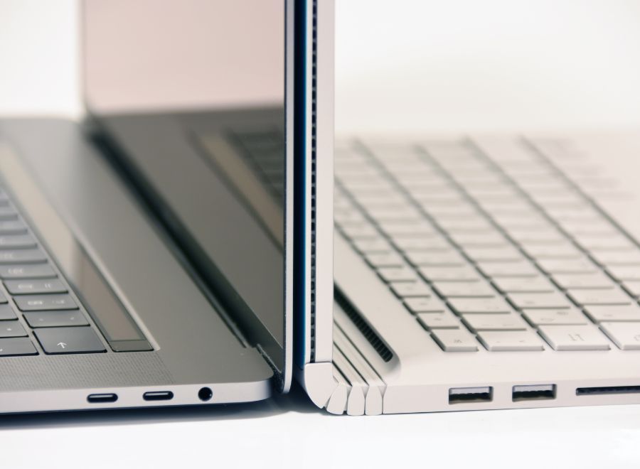 ¿Cómo saber las pulgadas de mi portátil?